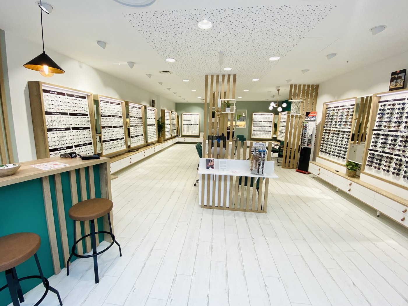 Opticien Château-Gontier - Cc Leclerc - Le Collectif des Lunetiers